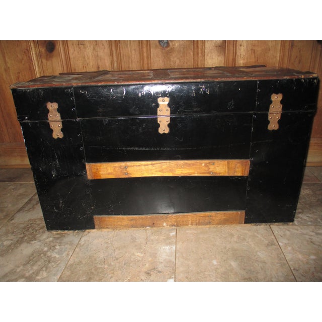 Late 19th Century Antique Victorian Flat Top Trunk Black With Roses ...