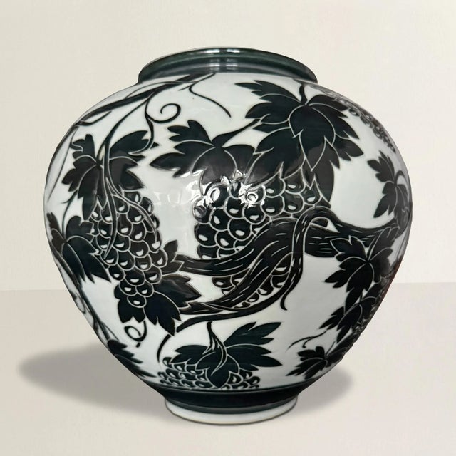 Black and White Sgraffito Pot | Chairish