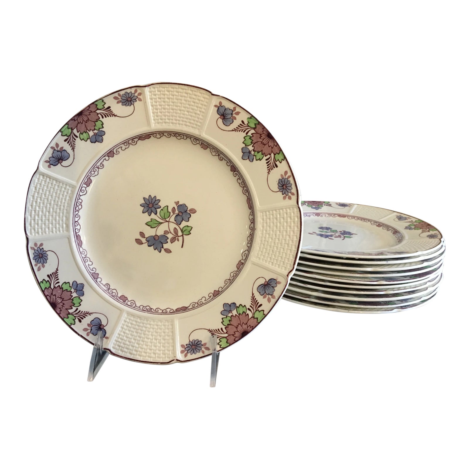 English Wedgwood Saxon Design Luncheon Plates - Set of 11 | Chairish