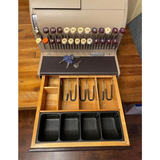 Vintage NCR Mechanical Cash Register With Keys | Chairish
