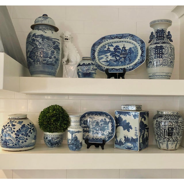 Chinoiserie Porcelain Cachepot With Foodog Motif | Chairish