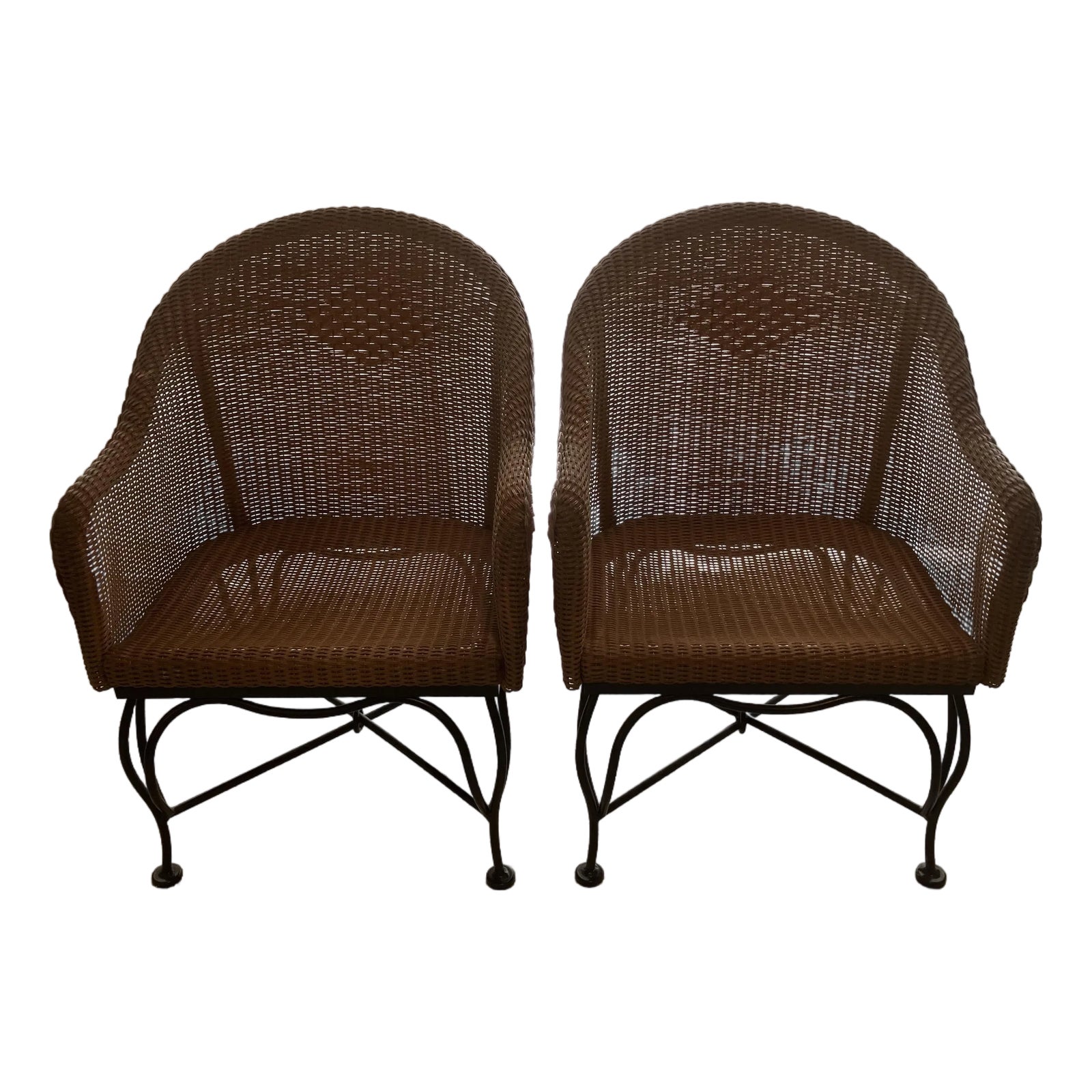 Pair of Wicker Lloyd Flanders Chairs With Black Metal Frames | Chairish