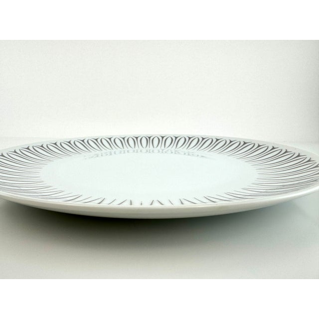 Vintage Mid Century Narumi Japan Dinner Plates- Set of 7 | Chairish