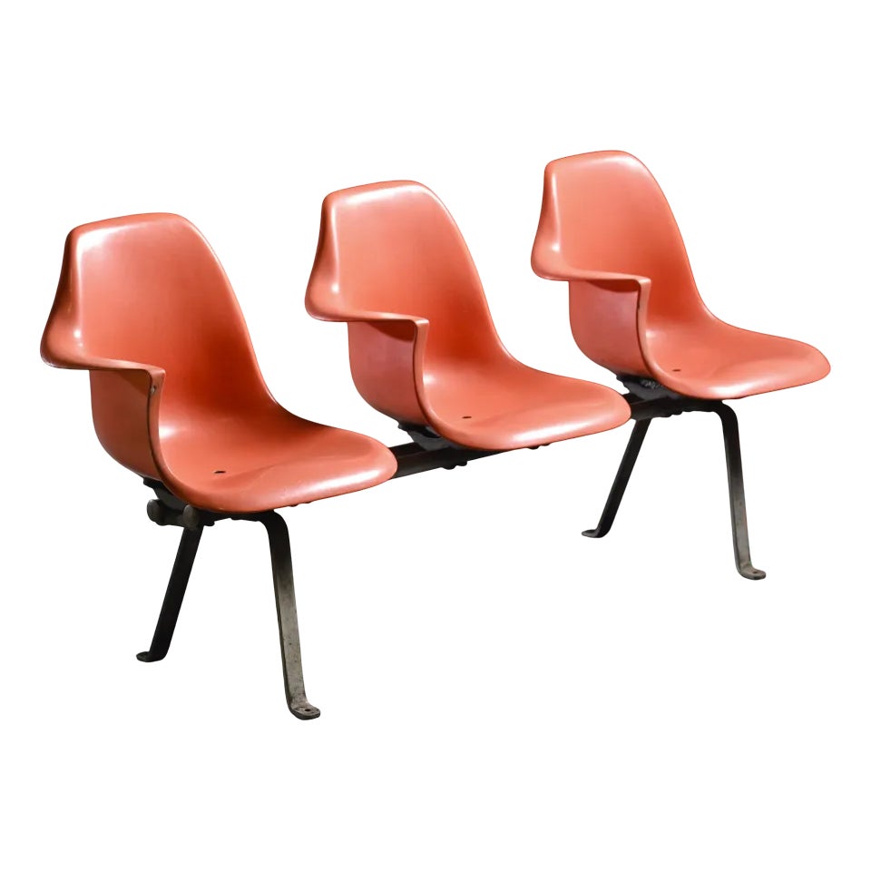 Bus Stop Bench by Kiyonori Kikutake & Itsuko Hasegawa, 1960s | Chairish