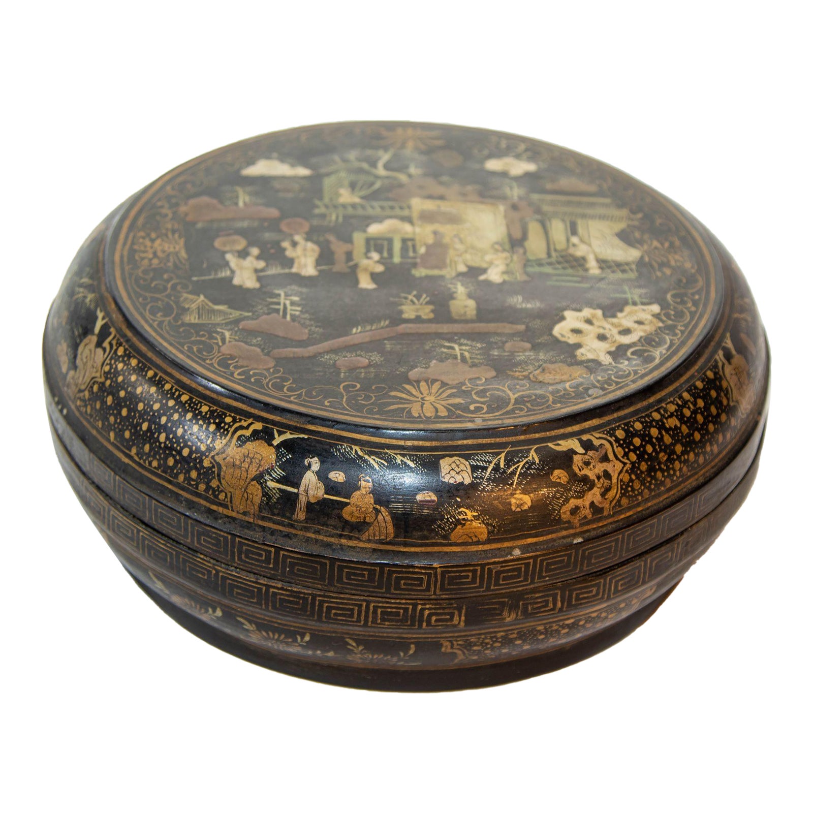 Chinese Export Round Box Black Lacquered Gilt Painted Covered Box 1950s ...