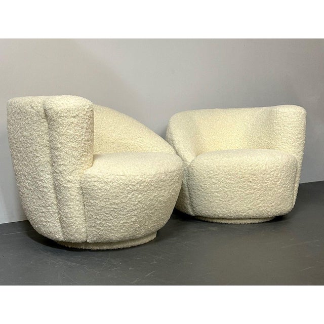 Mid-Century Modern Nautilus Style Swivel Chairs, Kidney-Shape, White ...