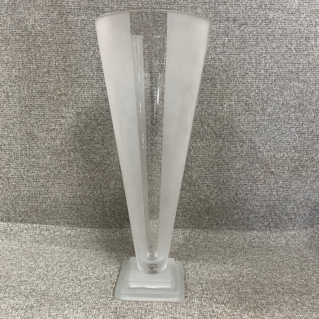 1980s Symmetrical Cone-Shaped Frosted Glass Vase | Chairish