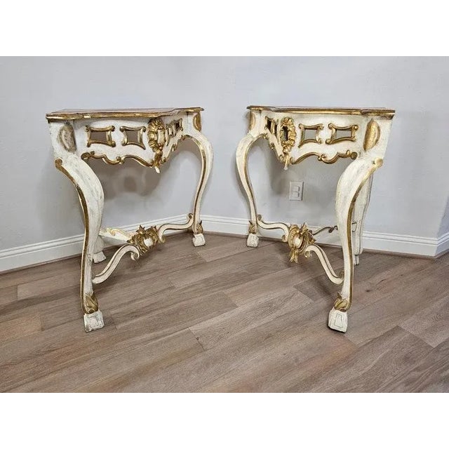 18th Century Italian Baroque Louis XV Giltwood Corner Console Tables ...