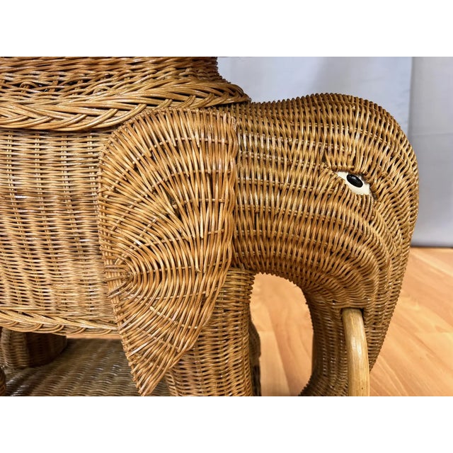 Vintage Boho Chic Natural Wicker & Rattan Elephant Side Table With Tray ...
