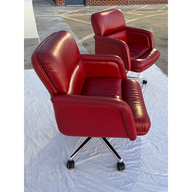 Pair of Leather Executive Chairs From Keilhauer Furniture | Chairish