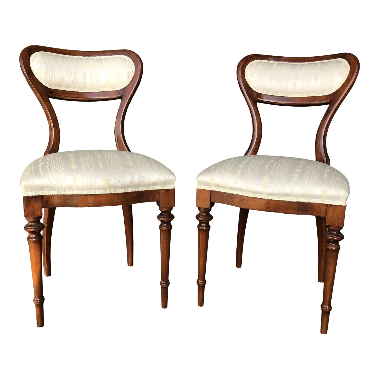 Vintage Mid Century Maple Chairs - a Pair | Chairish
