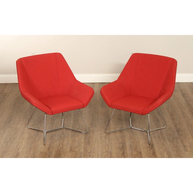 Keilhauer Mid Century Modern STyle Pair of 'Cahoots' Lounge Chairs ...