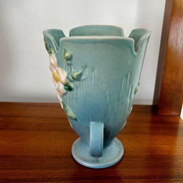 1940s Roseville "White Rose" Art Deco Pottery Vase, #980-6 | Chairish