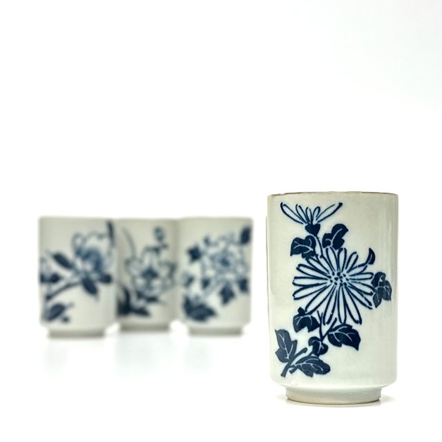 Ceramic Saké Cups With Blue Floral Motif by Asuko Japan - Set of 4 ...