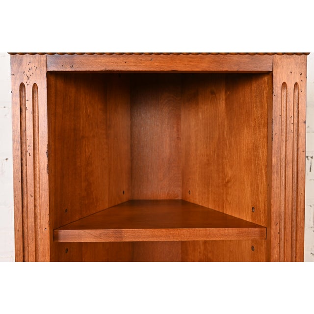 Ethan Allen Shaker Arts & Crafts Maple Corner Bookcase or Display ...