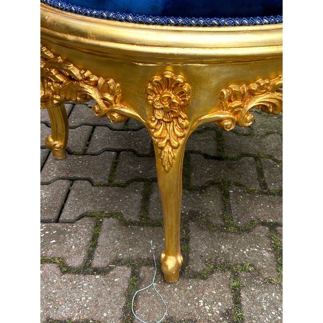 1990s Italian Baroque Rococo Gilded Beech Bed Bench Ottoman With Royal ...