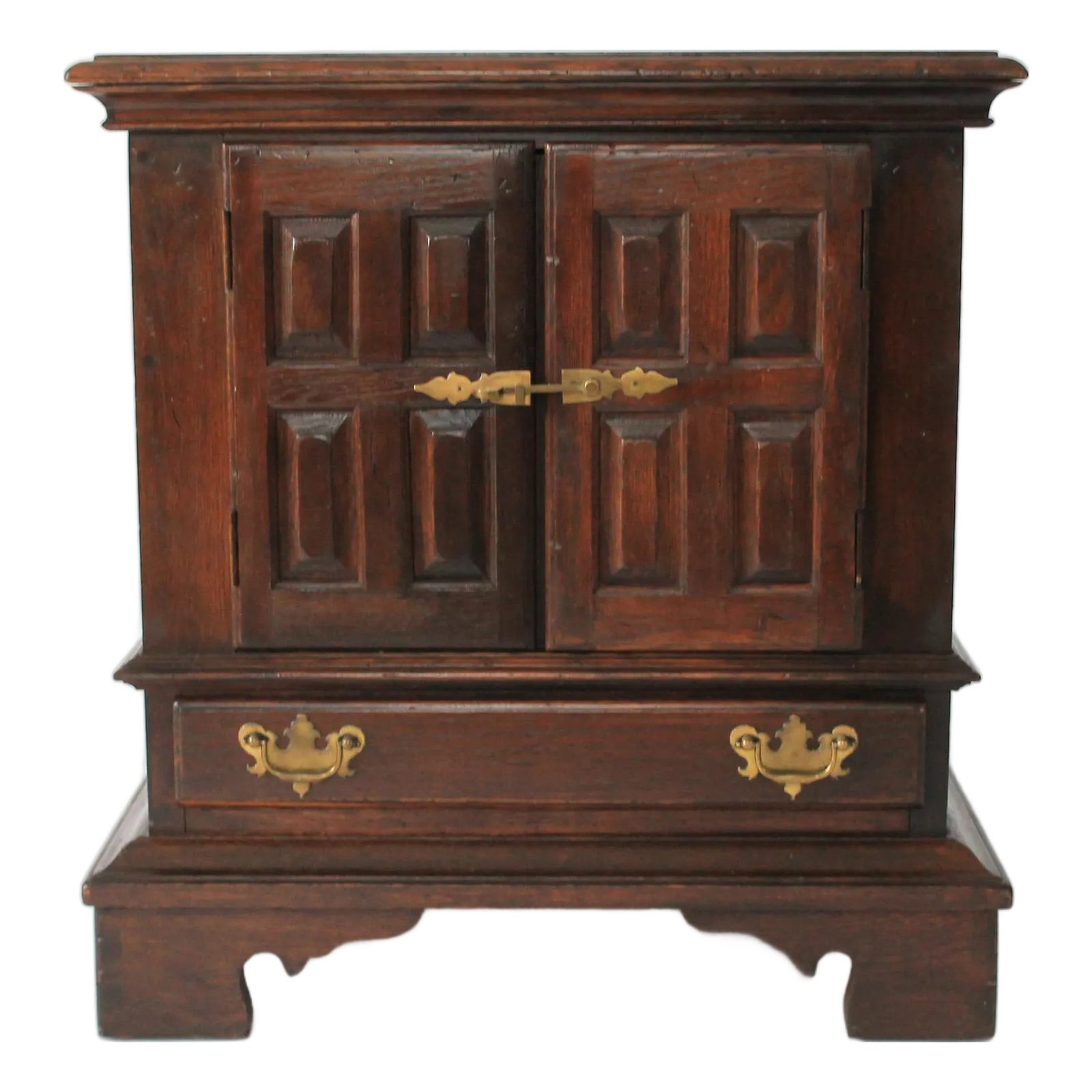 Vintage Cushman Colonial End Table or Nightstand | Chairish