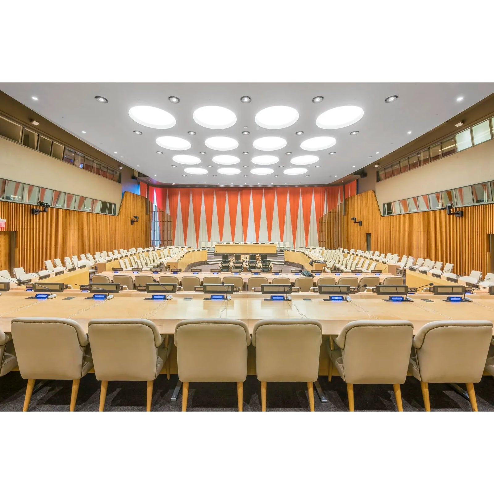 United Nations, Chamber Room Interior Scene by Richard Silver, 16 x 24 ...
