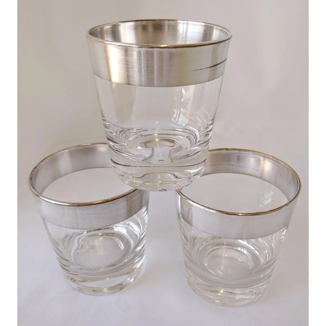 Vintage Dorothy Thorpe Silver Band Barware Set of 10 | Chairish
