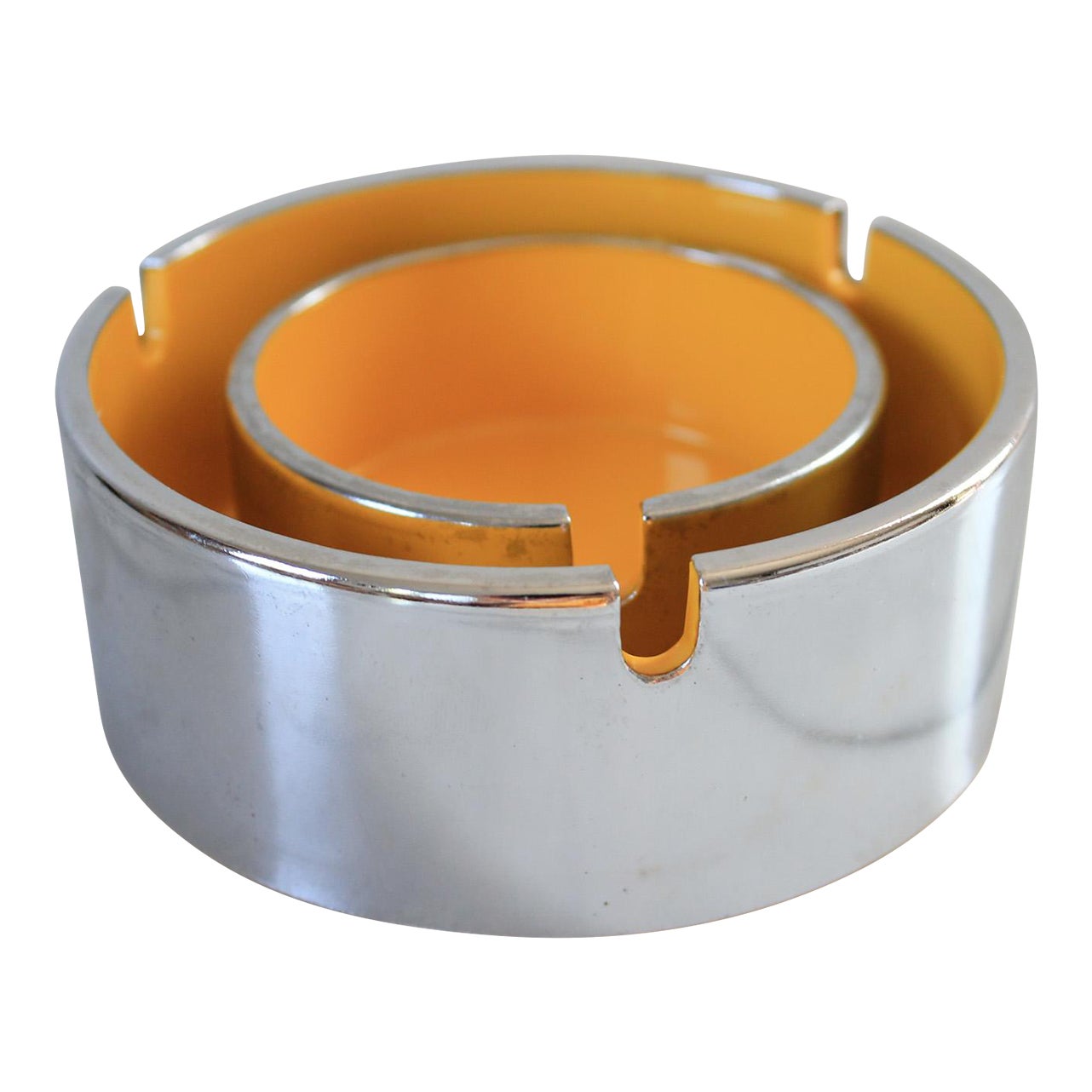1960's Aluminum and Melamine Yellow Nesting Ashtrays | Chairish