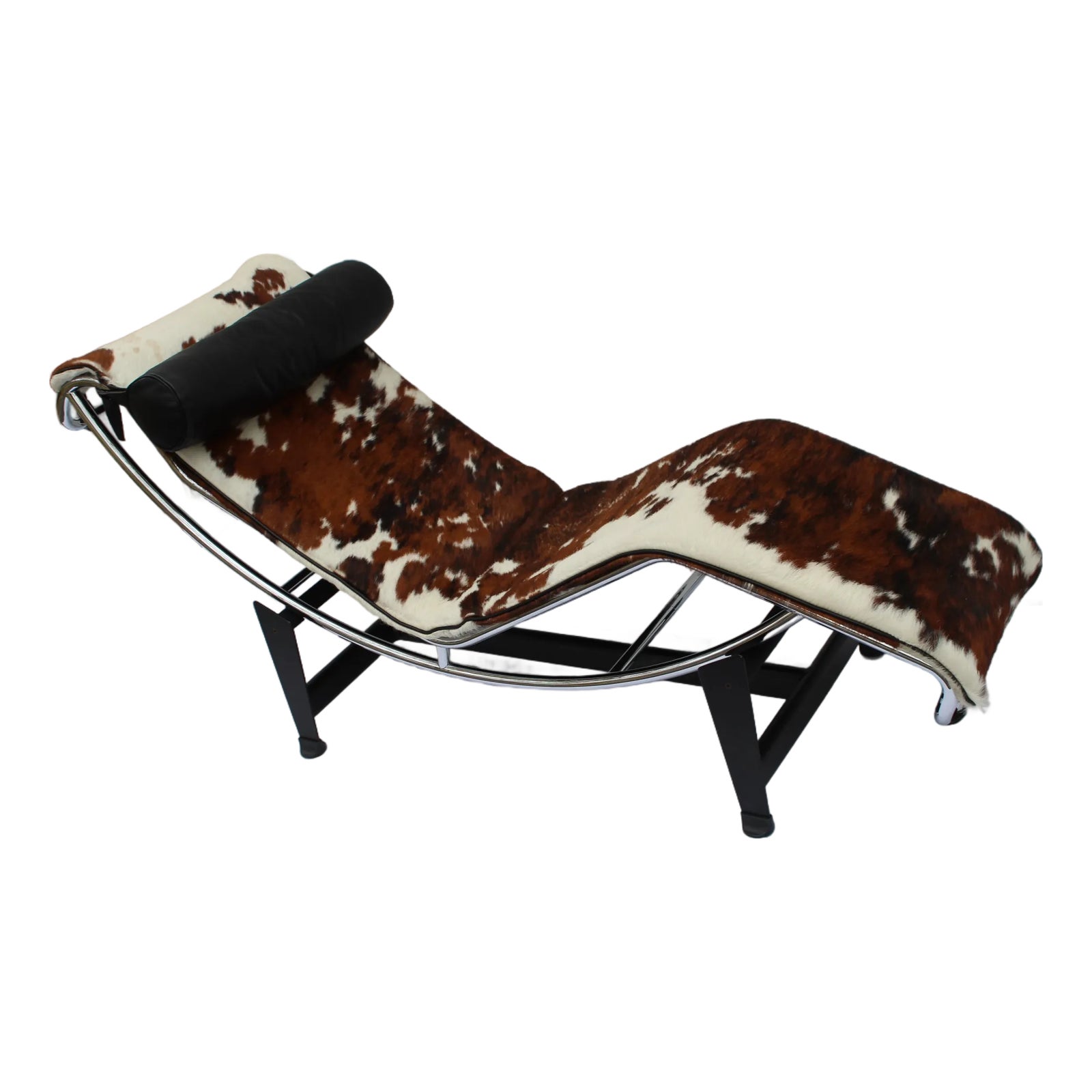 Lc4 Lounge Chair by Le Corbusier for Cassina Cowhide | Chairish