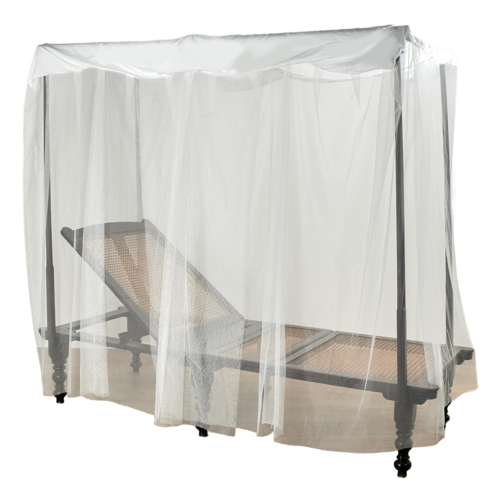 Antique British Colonial Caned Day Bed | Chairish