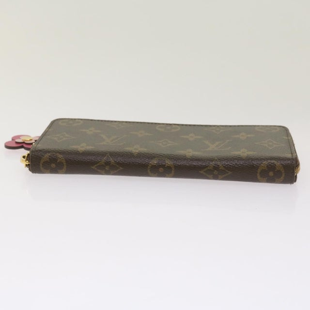 Louis Vuitton Zippy Wallet | Chairish