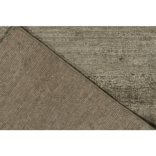 Rug & Kilim’s Solid Gray Rug in Tone-On-Tone Hand-Knotted Silk Striae ...