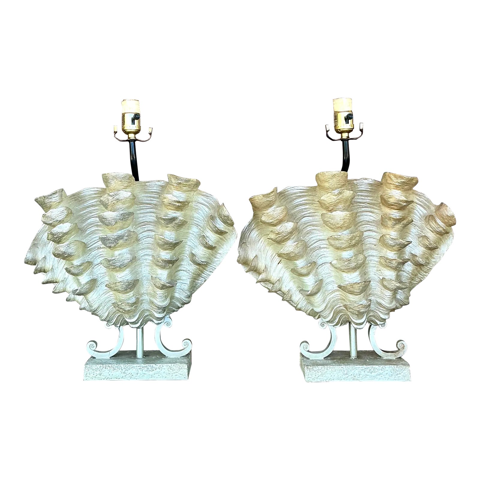 Vintage Coastal Ruffle Clamshell Lamps - a Pair | Chairish