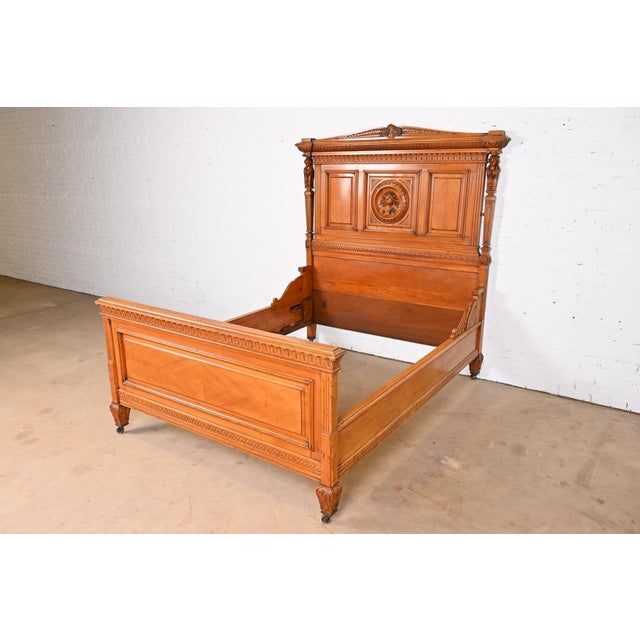 1890s Antique Victorian Attributed to Horner Carved Walnut Full Size ...