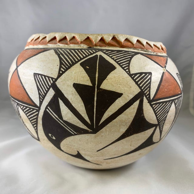 Mid 20th Century Southwestern Pueblo Acoma Style Olla Polychrome ...