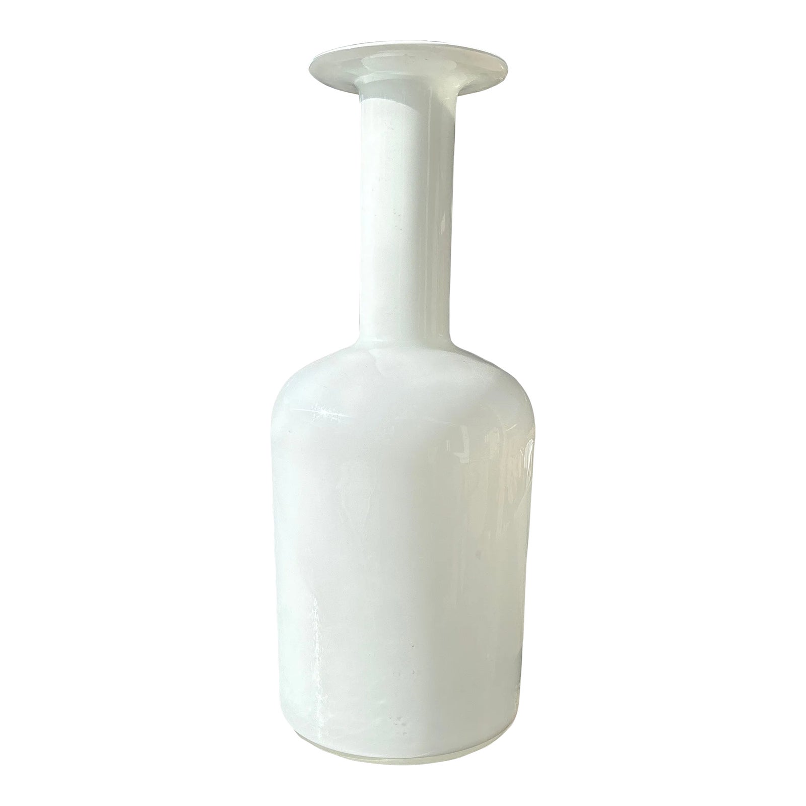 Otto Brauer Gulvvase White Cased Glass Vase for Holmgaard 1963/64 ...