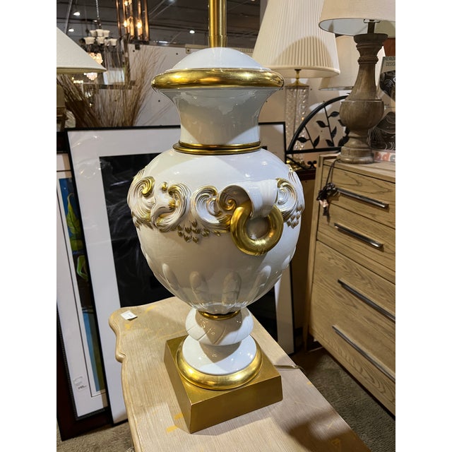 Vintage Marbro White Porcelain Urn Style Table Lamp | Chairish