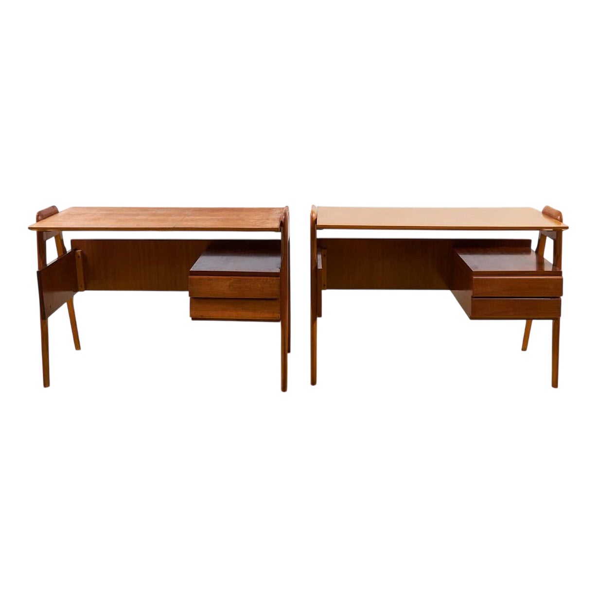 Desks attributed to Vittorio Dassi, 1950s, Set of 2 | Chairish