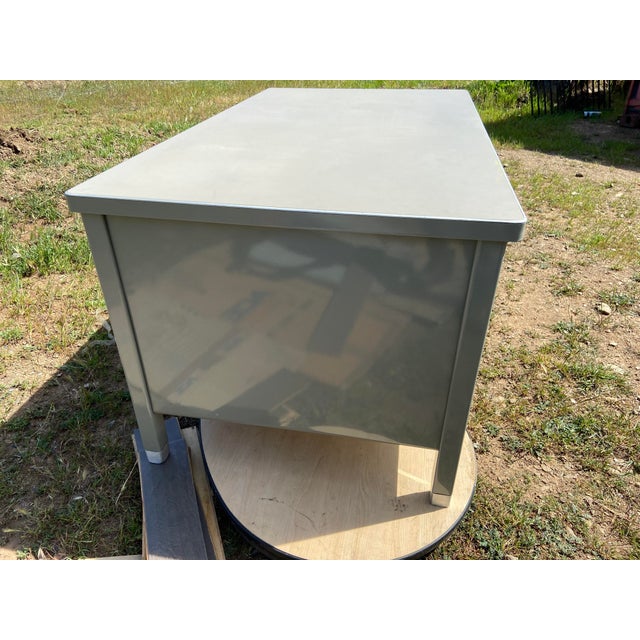 Mid 20th Century Modern Metal Tanker Desk | Chairish