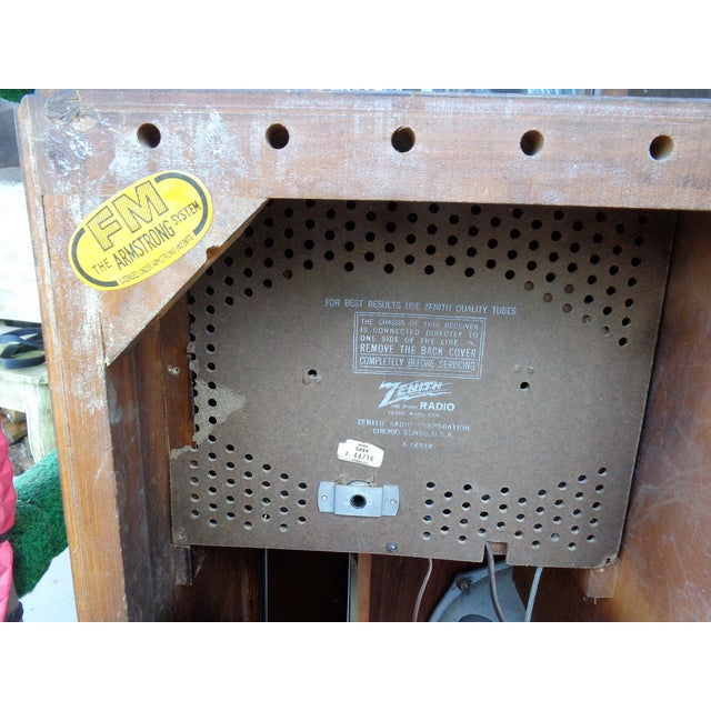 Vintage 1950's Zenith Radio-Record Player Console | Chairish