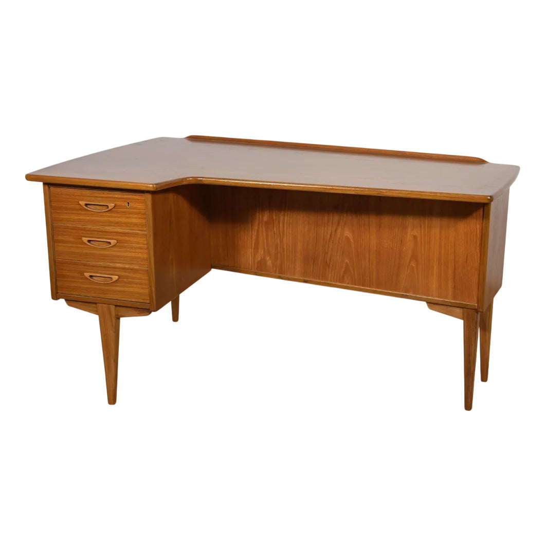 Mid-Century Teak Model A10 Boomerang Desk from Goran Strand, Sweden ...