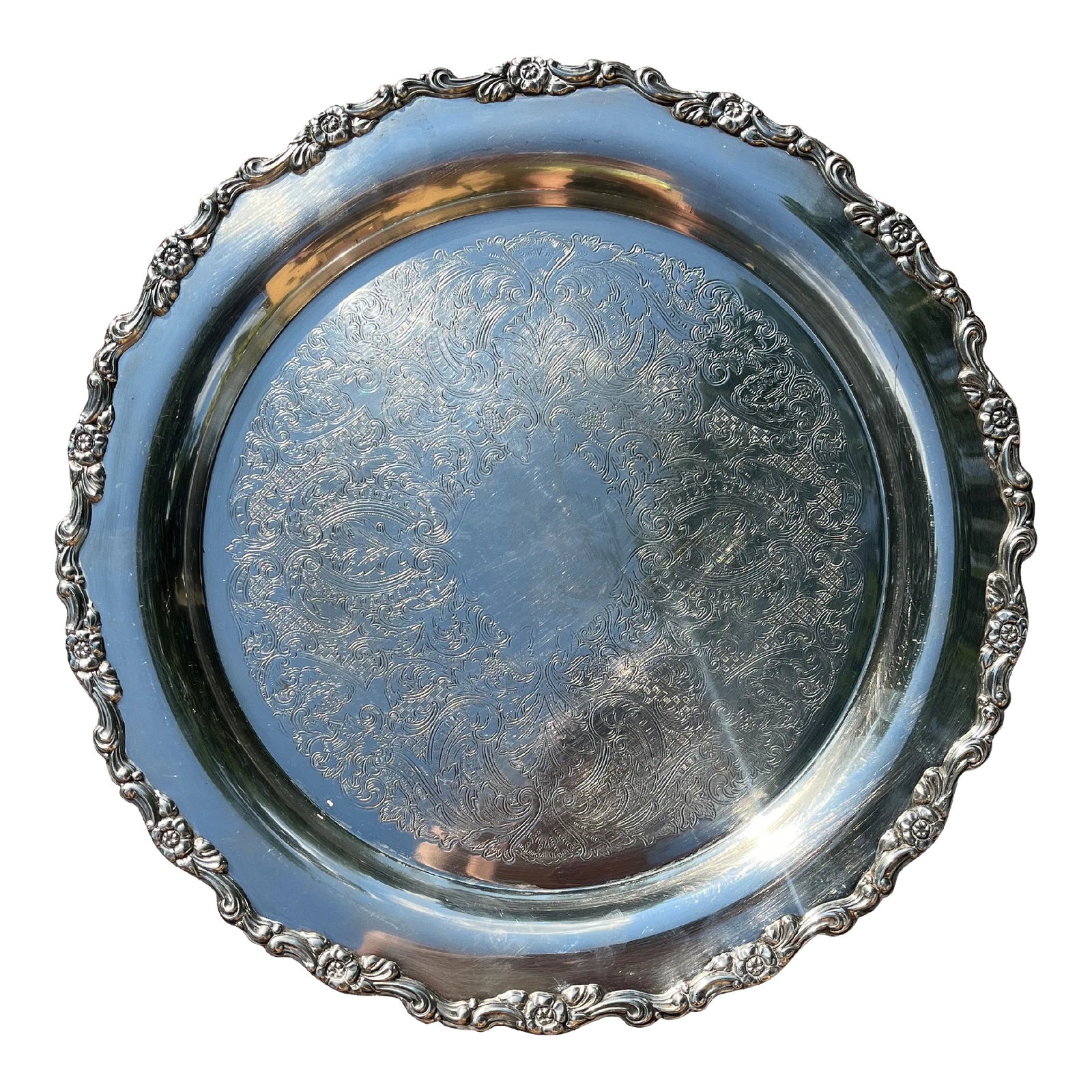 Silverplated Oneida Round Tray | Chairish