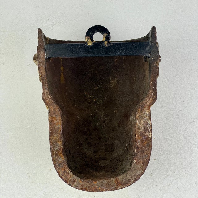 Vintage Architectural Salvaged Building Exterior Ornamental Painted ...