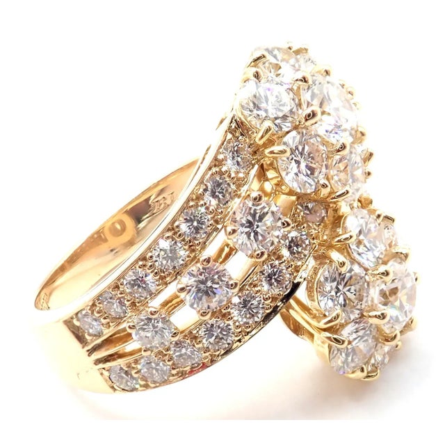 Van Cleef & Arpels Snowflake 18k Yellow Gold Diamond Two Flower Ring ...
