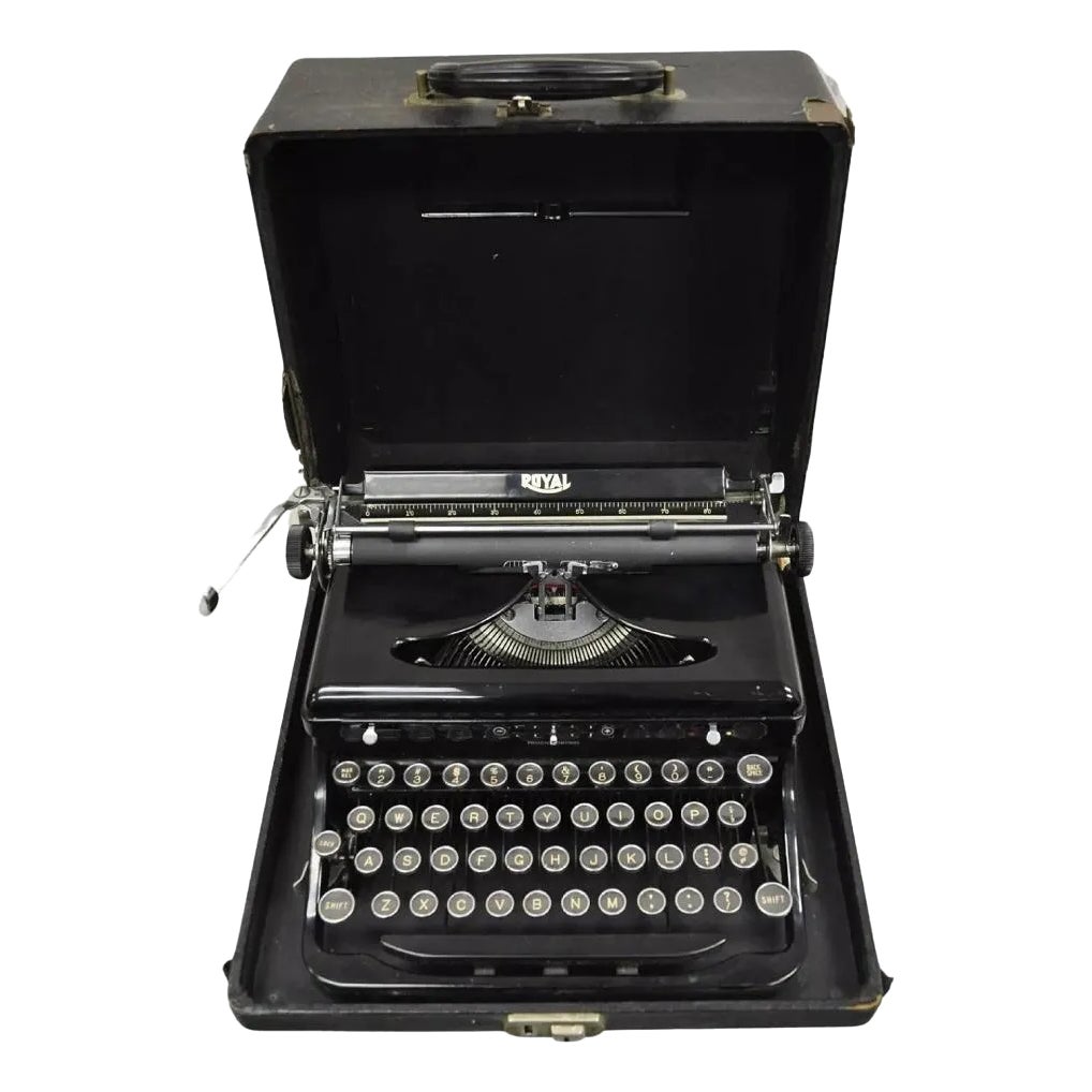 Early 20th Century Royal Model O Touch Control Glossy Black Portable ...