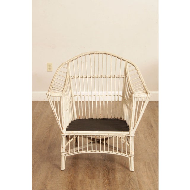 Vintage Coastal White Painted Split Reed Wicker Rattan Patio Lounge ...