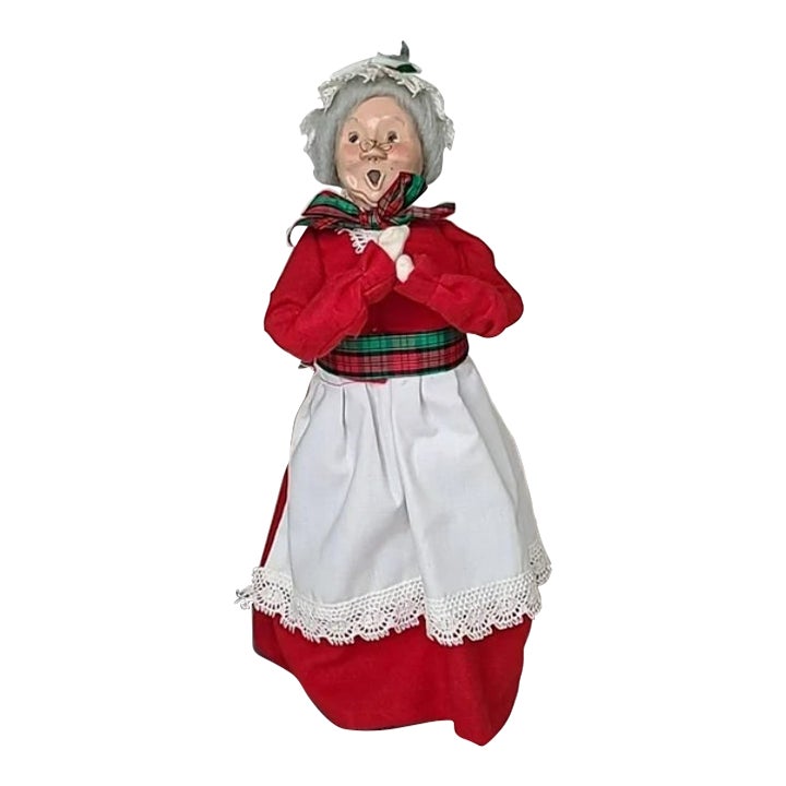 Vintage 1985 Byers' Choice Carolers Mrs. Claus | Chairish