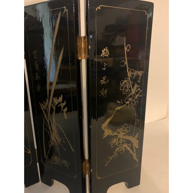 Mid-Century Modern Lacquer & Jade Table Top Screen | Chairish