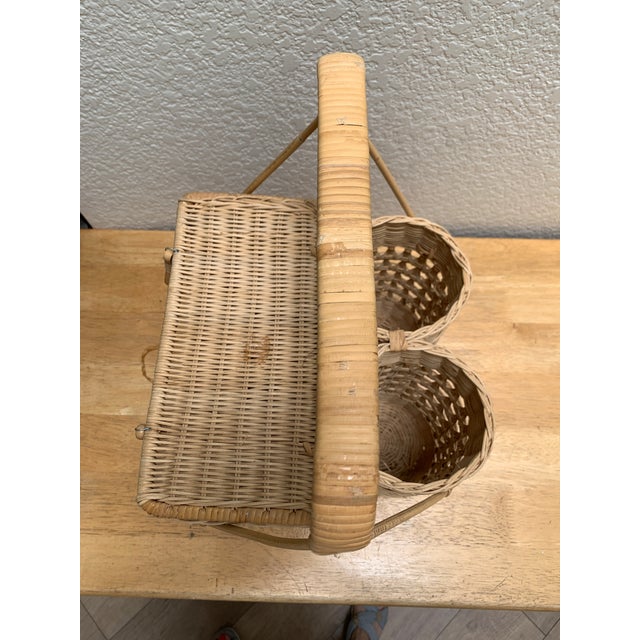 Charming Vintage Picnic or Concert Basket | Chairish