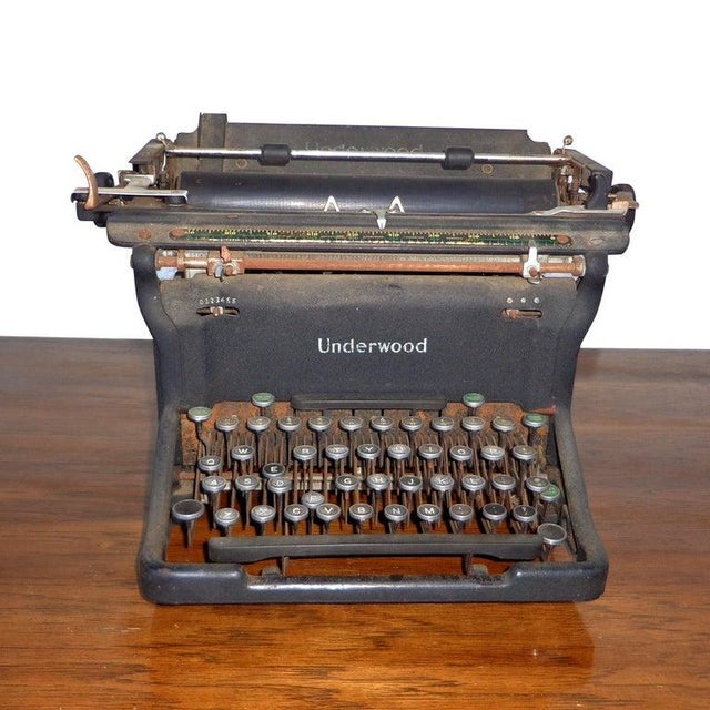 1940s Underwood Vintage Manual Typewriter | Chairish