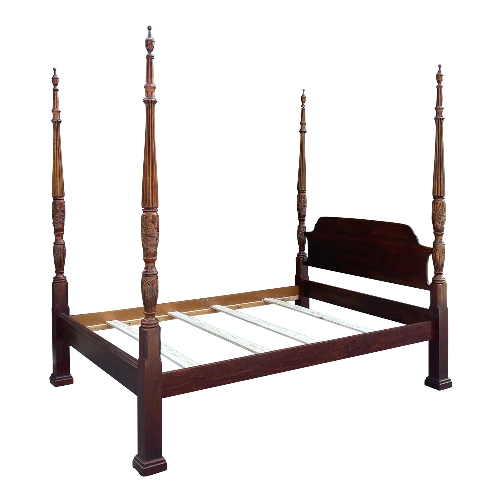 Vintage Crescent Furniture Traditional Mahogany Queen Rice Carved ...