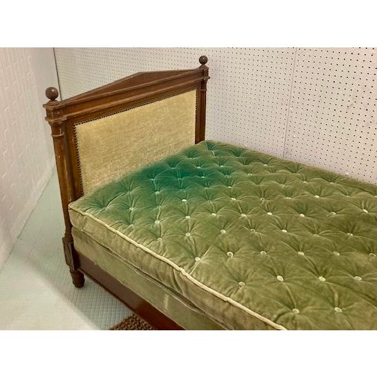 French 19th Century Directoire Daybed With Original Tufted Upholstered ...