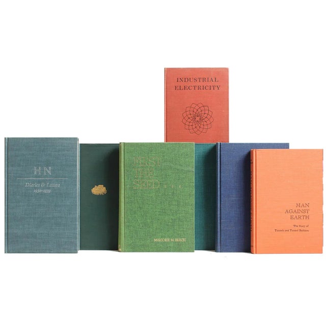Midcentury Mix: Libraries by the Foot | Chairish