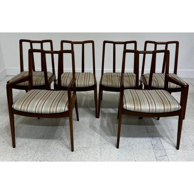 Mid 20th Century Mount Airy Dining Room Table and 6 Chairs John Stuart ...